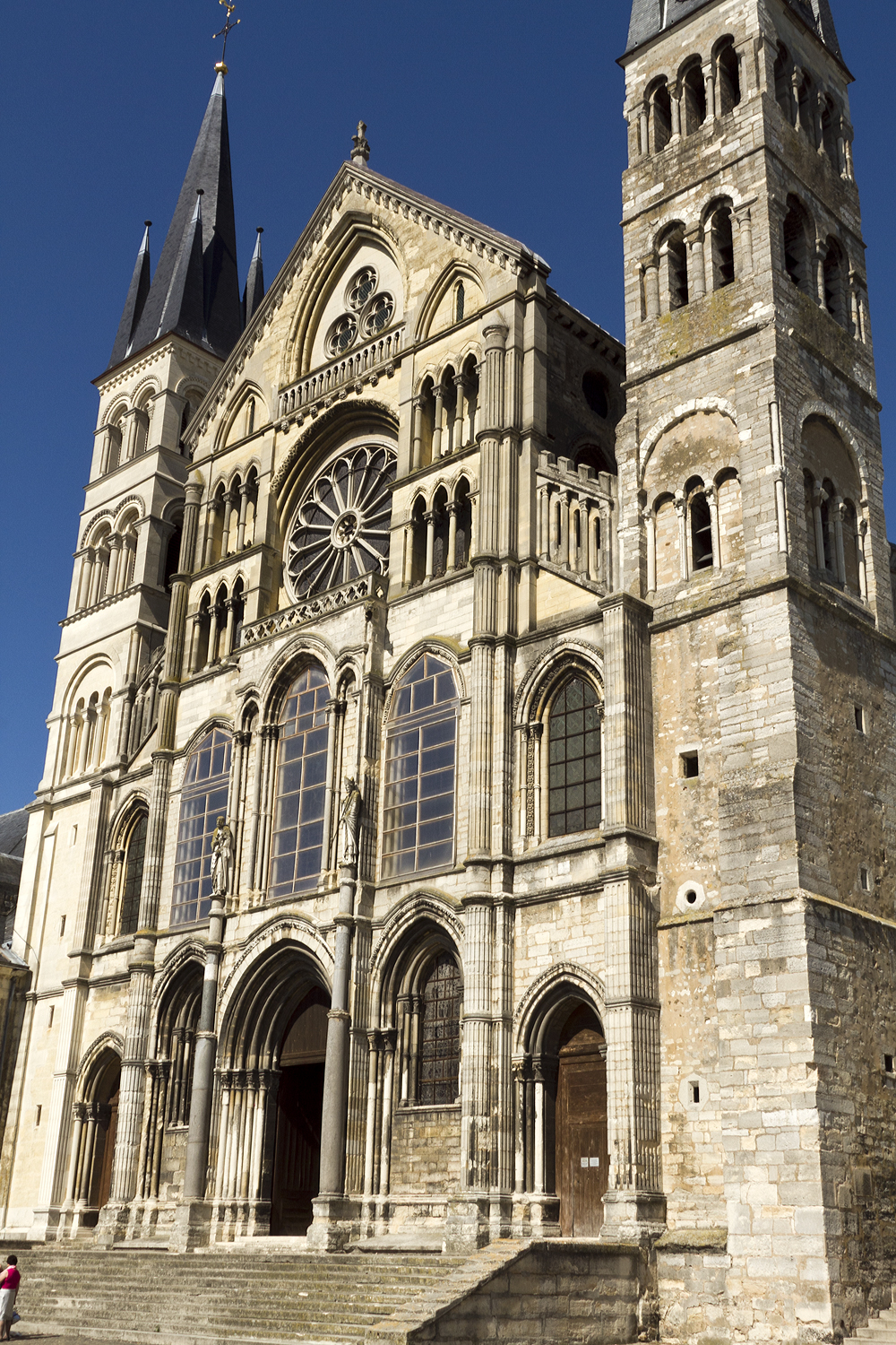 Museo-Abadía de Saint Remi (Reims –Francia-) Arte-Paisaje