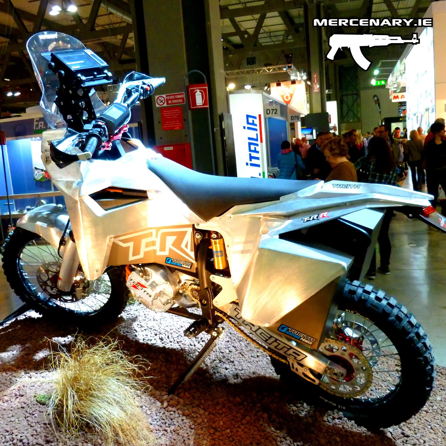 Mercenary Garage : EICMA 2013 - Tacita Electric Rally Bike