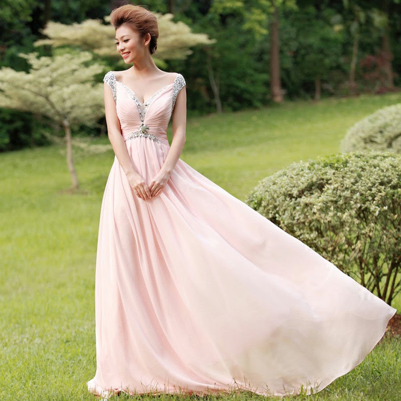 Stunning Evening Gown in Bridal Shop Malaysia :: My Gown Dress