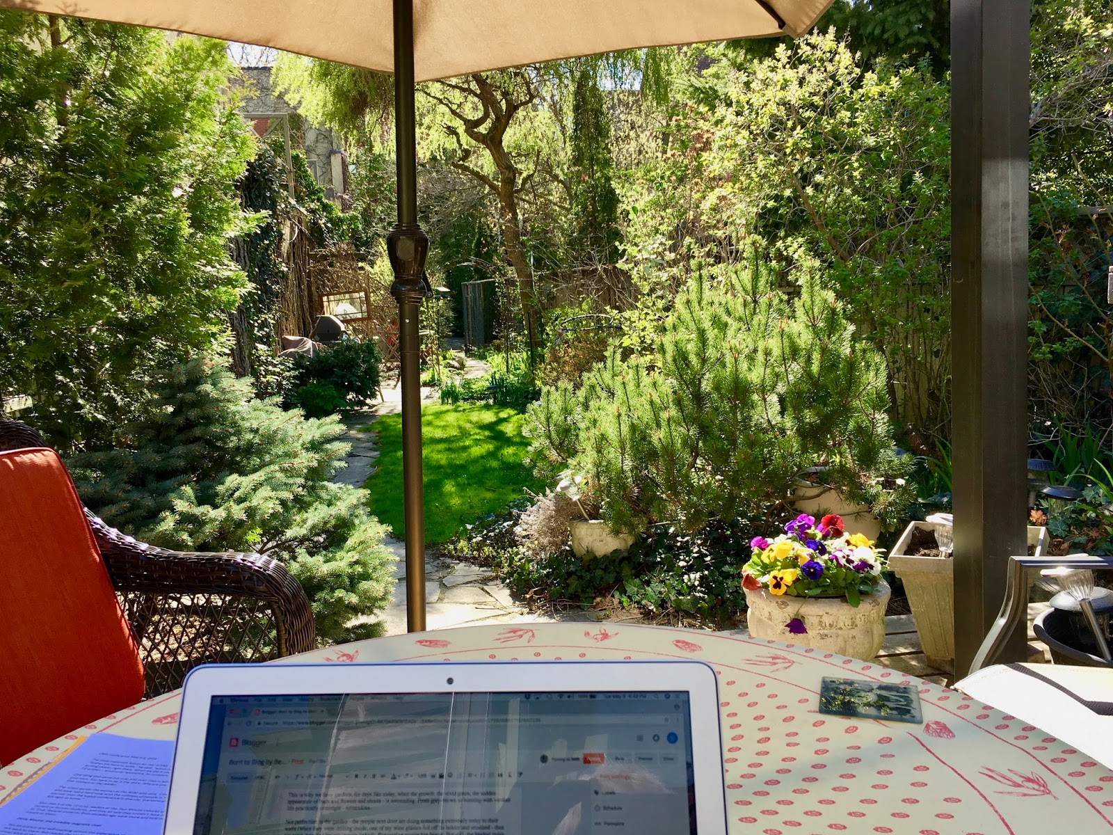 Lee Maracle: walking everyone home Lee Maracle: walking everyone home ...