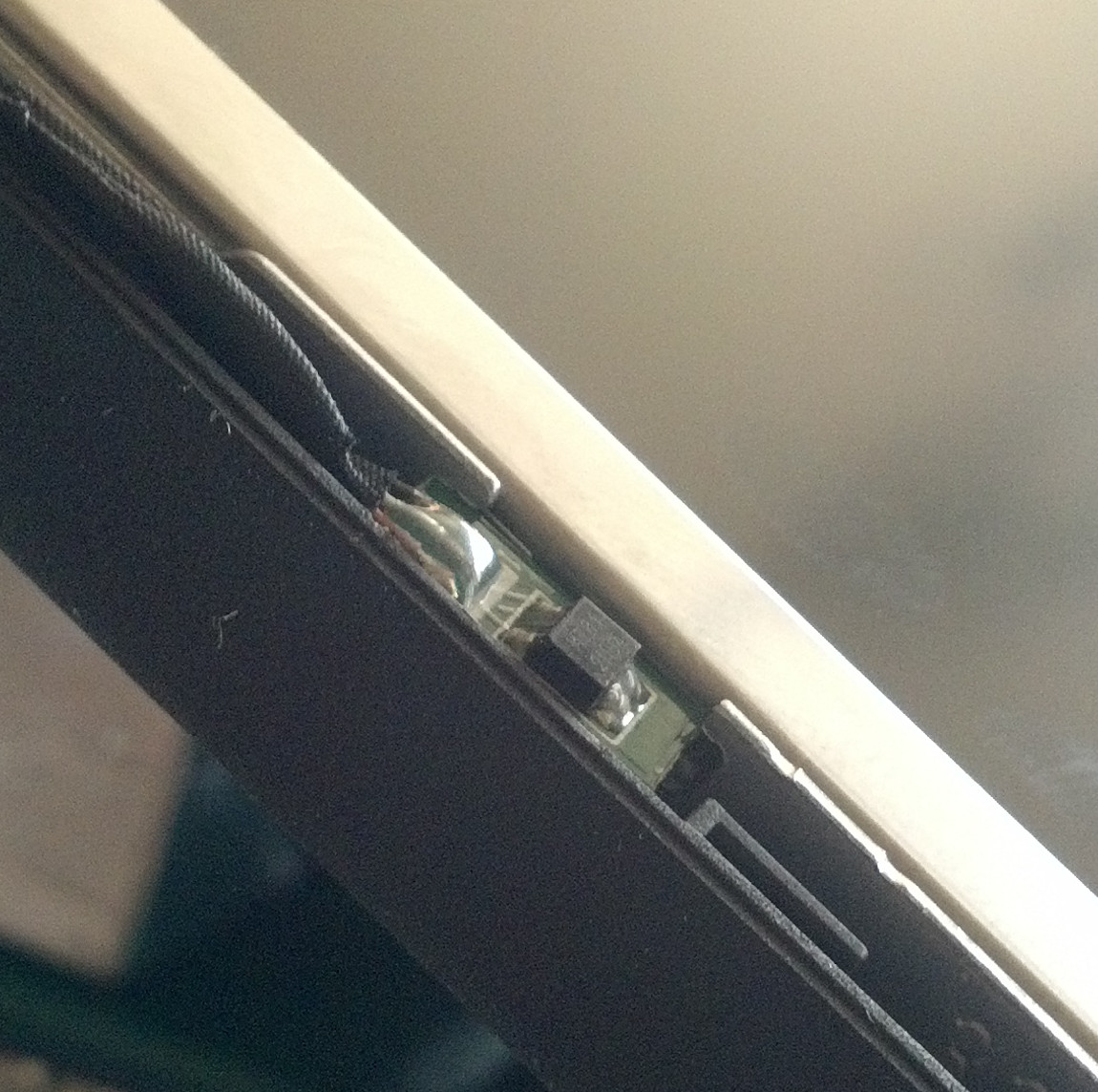 Replace Lenovo Thinkpad Screen: Replacing the T530's screen