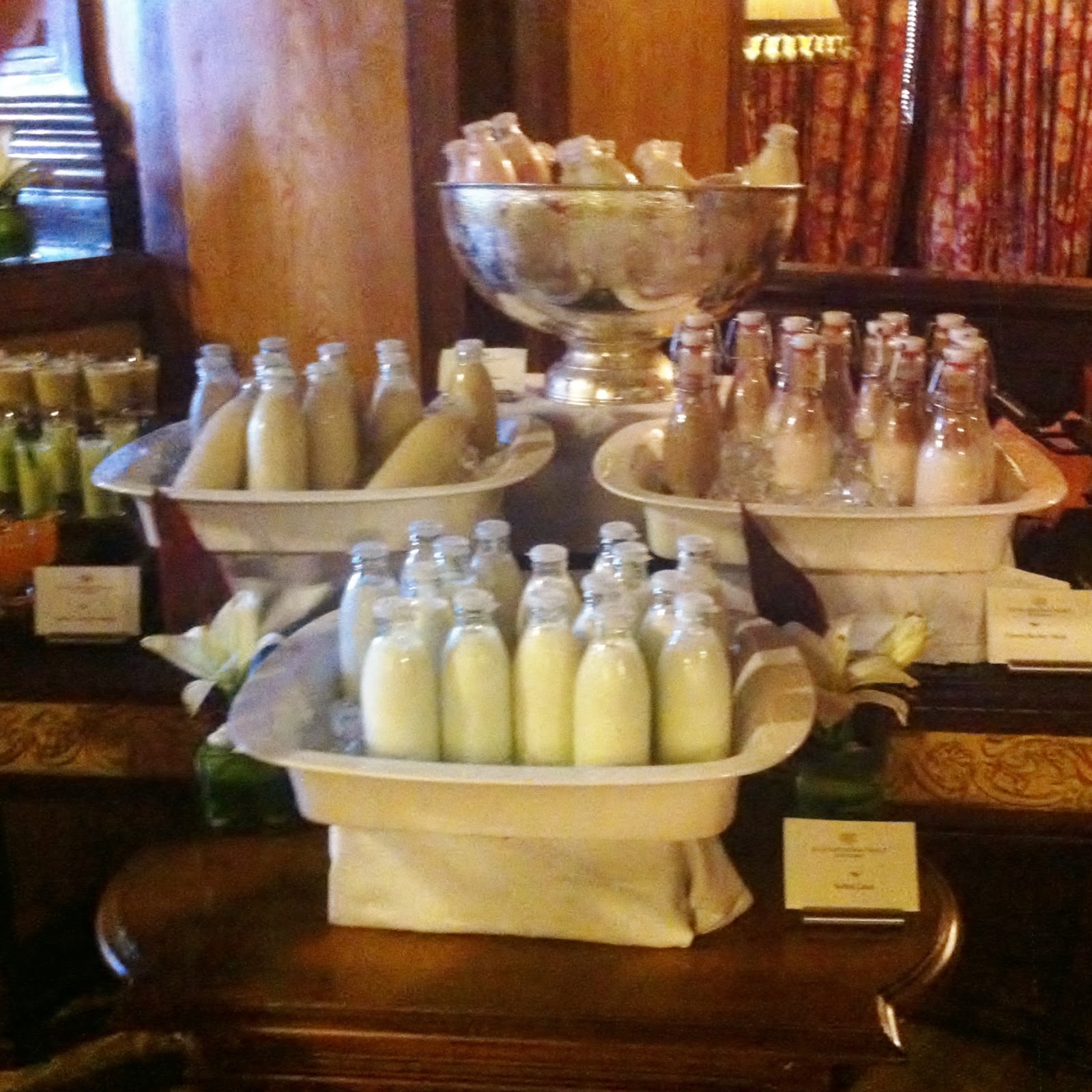 Aspects of Life with a Little Spice: Royal High Tea at Taj Falaknuma Palace