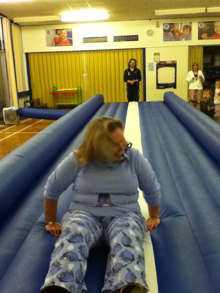 Peel Brow School: December 2014