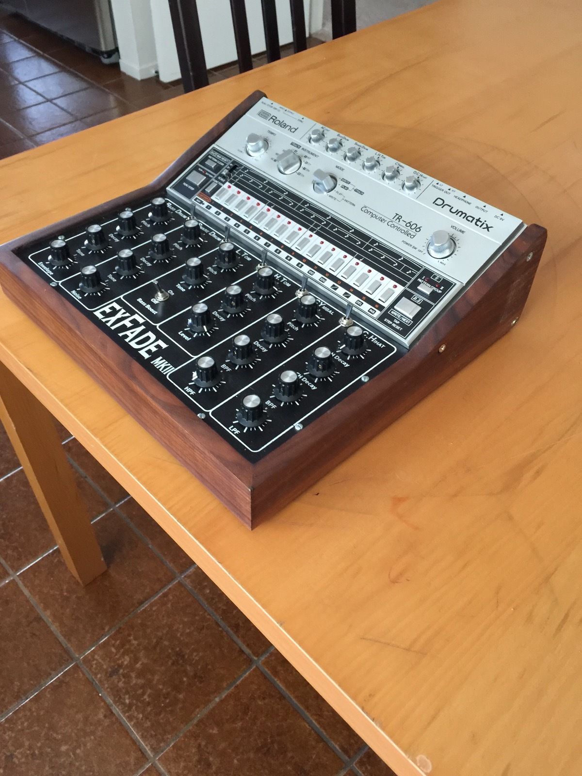 MATRIXSYNTH: Roland TR-606 EXFADE MKII & Quicksilver Mods Analog Acid ...