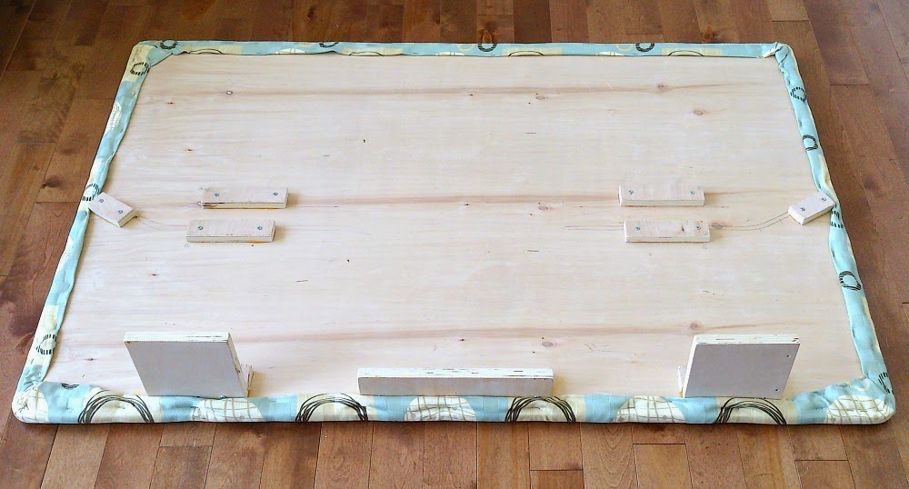 DIY Dog Platform for Back of Ram Truck Cab | Dans le Lakehouse