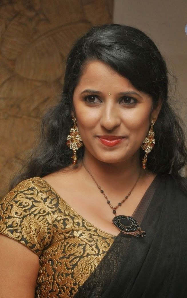 Actress Sravya Reddy Latest Cute Transparent Saree Stills - Cine Gallery