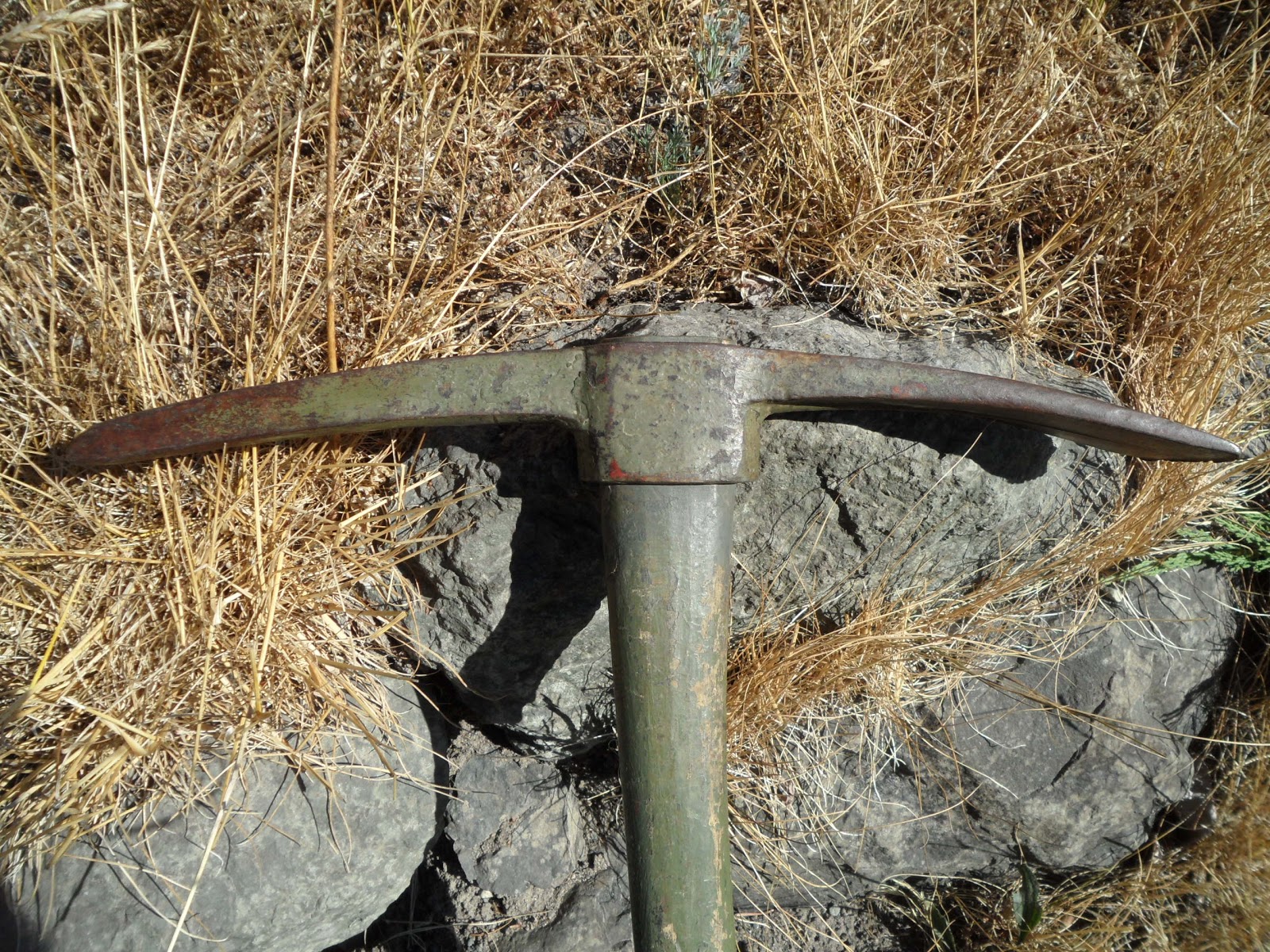 Four Bees: Italian Army Pick Axes, circa 1950's to 1980's, Armored ...