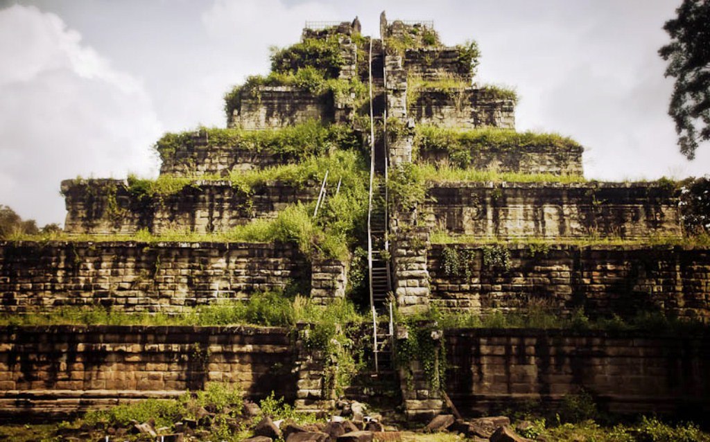 KOH KER TEMPLE (SIEM REAP, CAMBODIA) - BOOKINGNOW