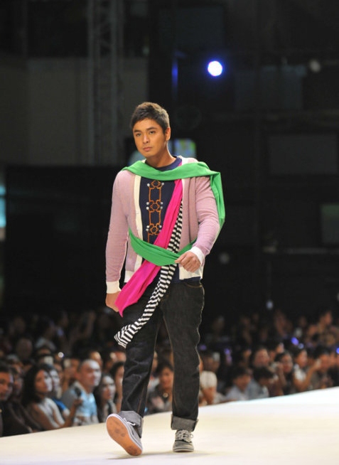 Gossip Actors: Coco Martin during Bench Fashion Week