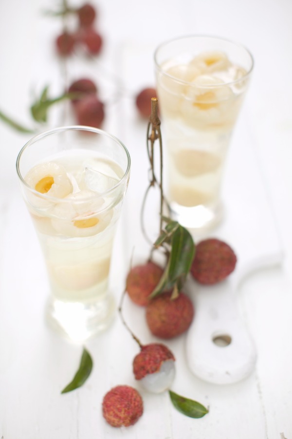 Air Lychee - masam manis