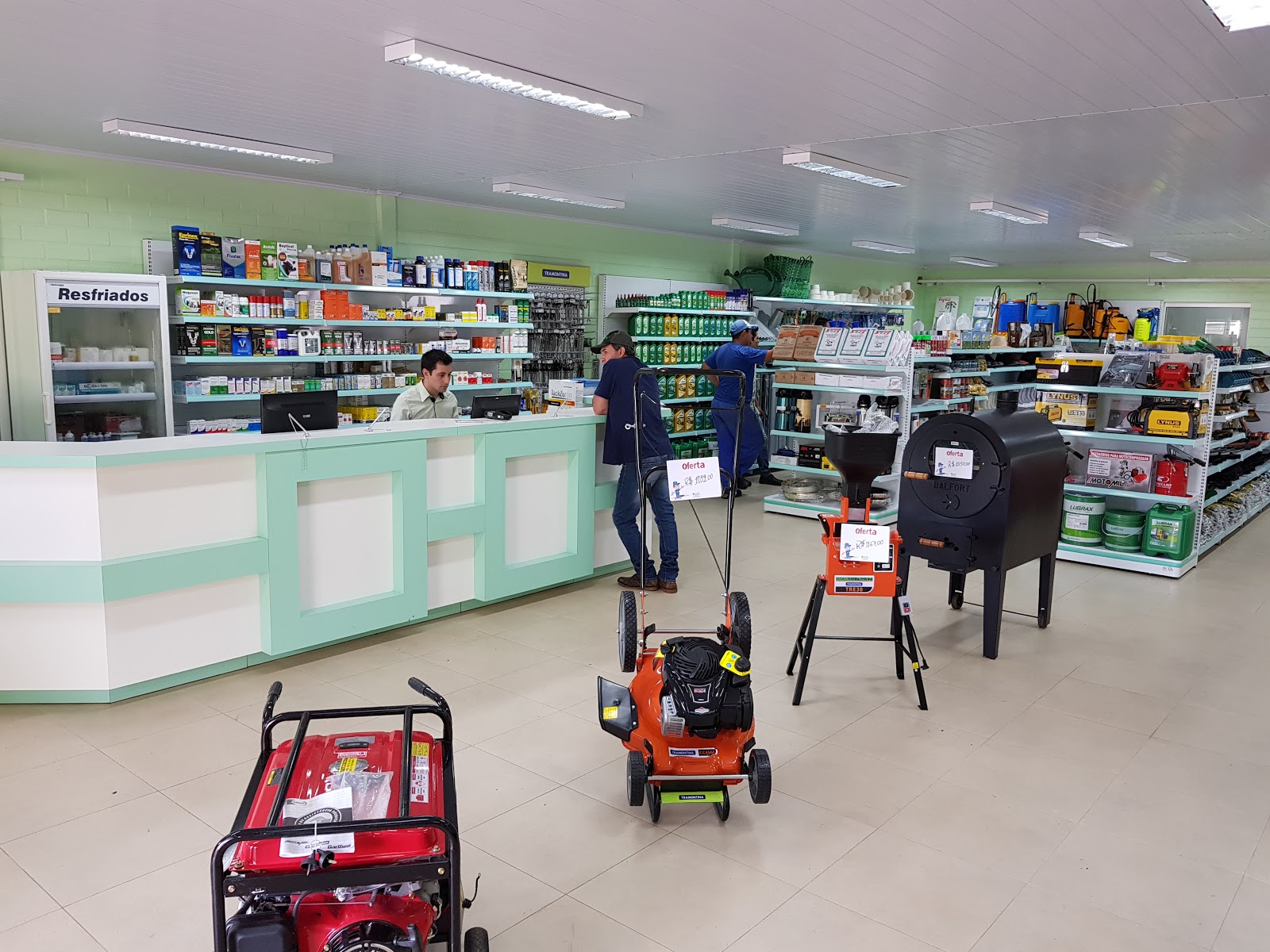 Merchandising Sem Limites!: Agropecuária Loja Nova em Vitorino PR