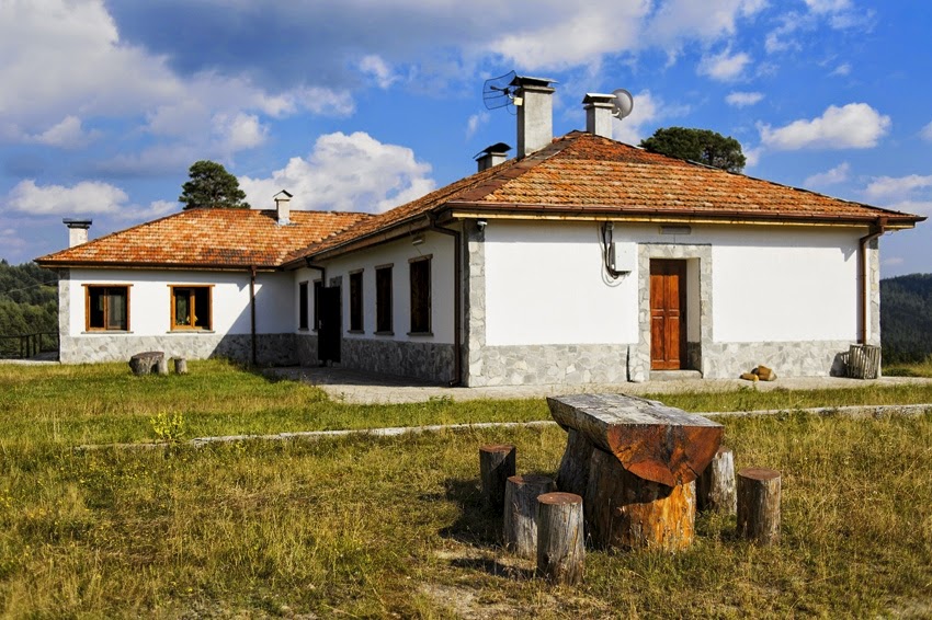 Застава 12 - за носталгици, романтици и екстремисти - Rodopi Smolian