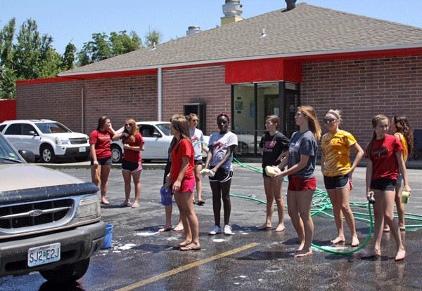 Winnetonka Cheer Car Wash Photos