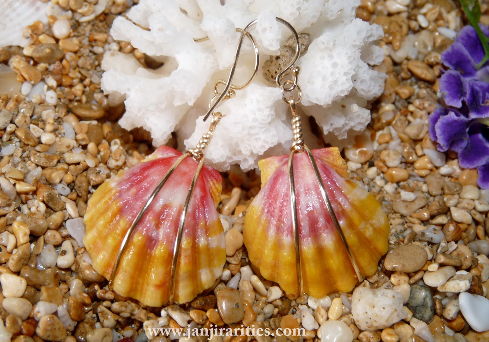 Kahelelani & Sunrise shell jewelry by.... Janjira: Sunrise shells earrings