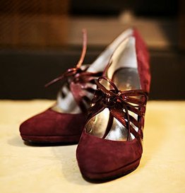 Gamecock Girl: Wedding Wednesday - Garnet Bridal Shoes