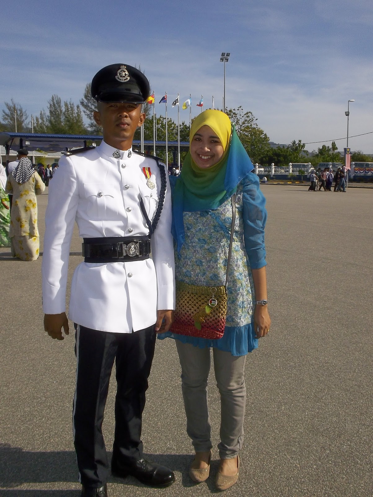 NADYA EVA: Passing Out Polis Alif( adik)