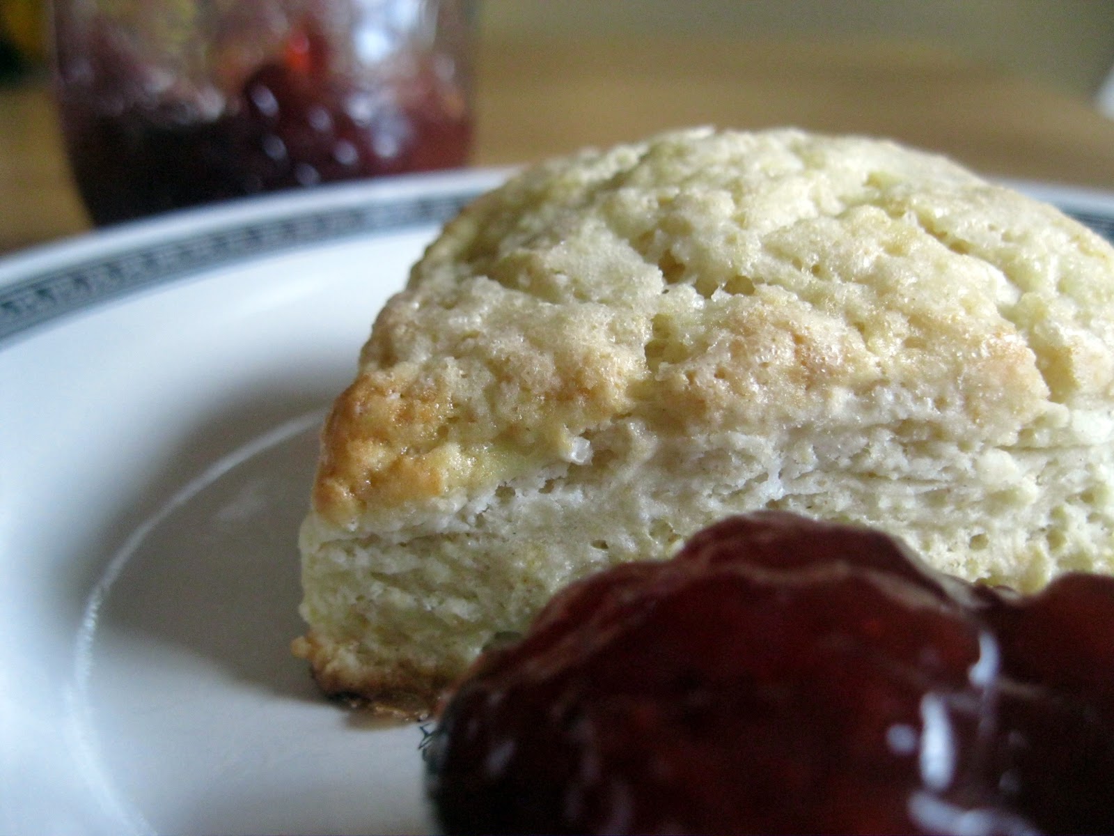 Adirondack Baker: Irish Scones for your St. Patrick's Day Breakfast!