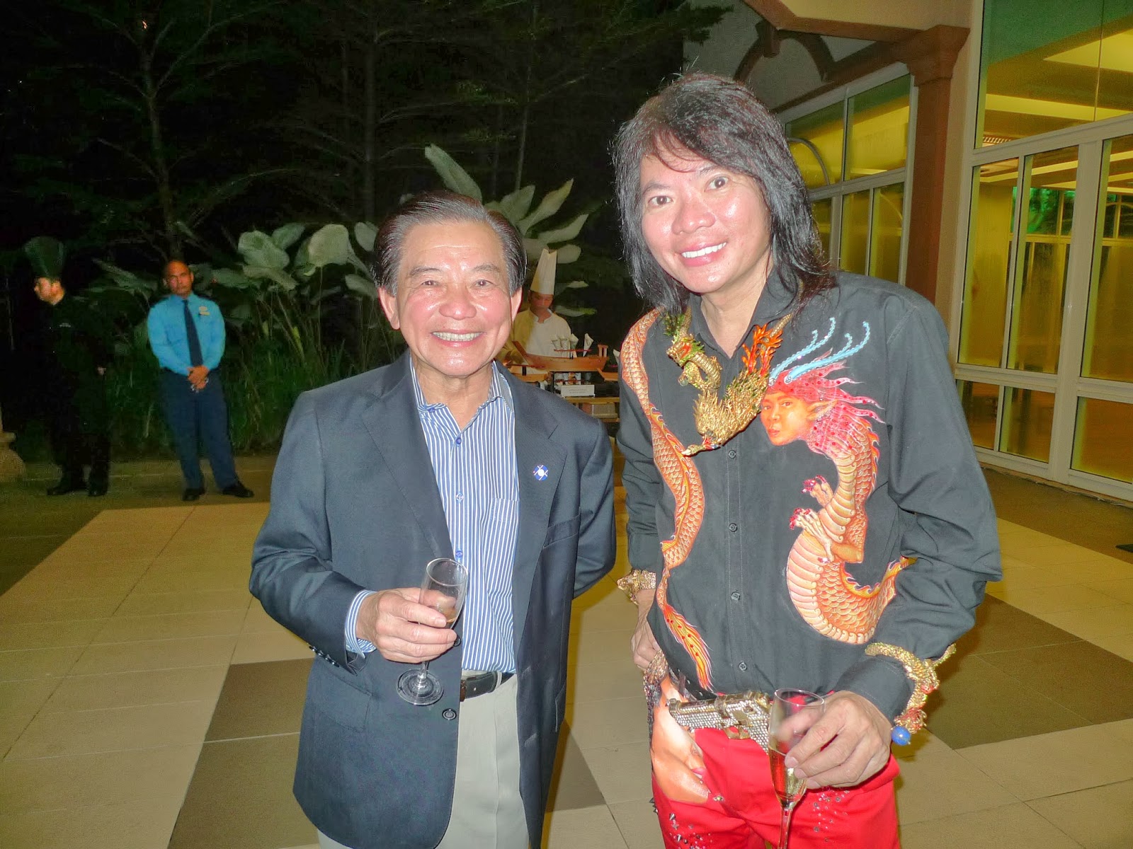 Kee Hua Chee Live!: October 2013