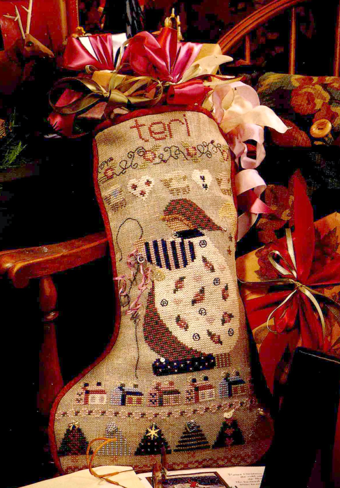 N e e d l e p r i n t: SOLD Teri's Christmas Stocking Chart * Shepherd ...