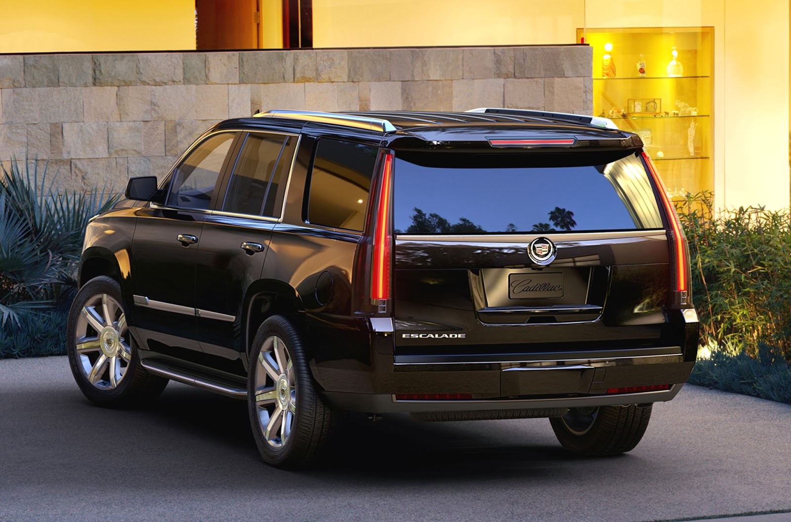 Cadillac lança nova geração do Escalade