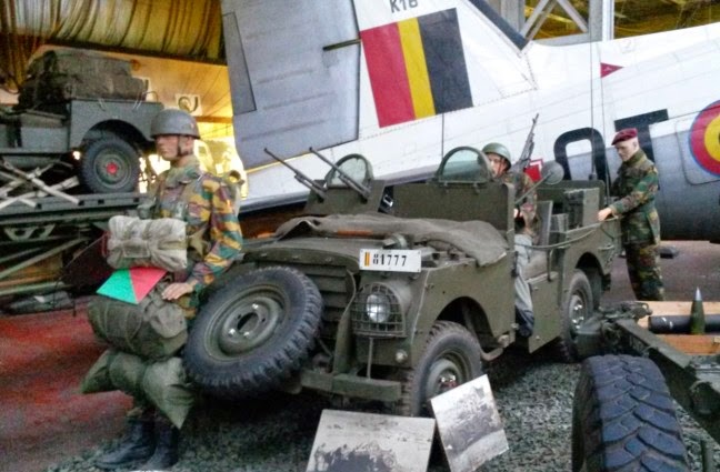 Cour Carrée: La Jeep belge Minerva