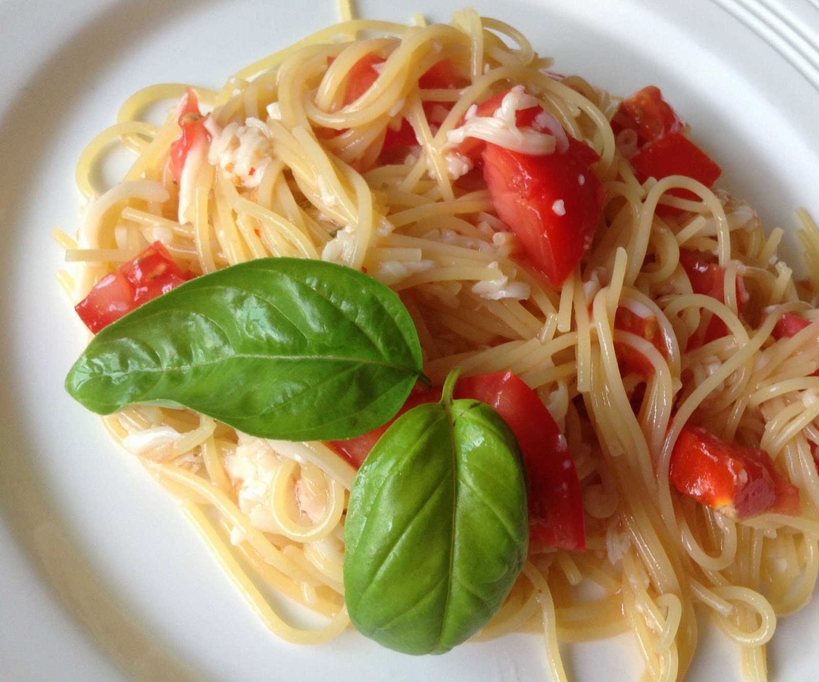 Laura's Baking Talent: Tomato Basil Spaghetti