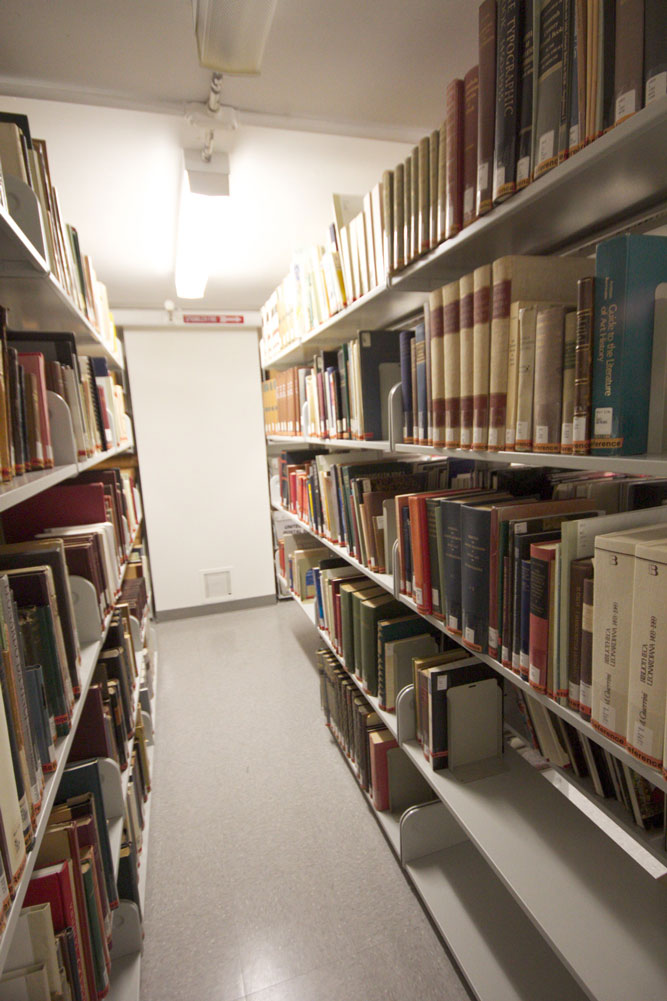 ArtLibraryCrawl: UCLA Arts Library: 'The Belt'