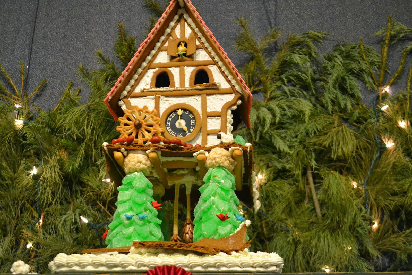 1000+ images about Gingerbread House Cuckoo Clock Inspiration on Pinterest
