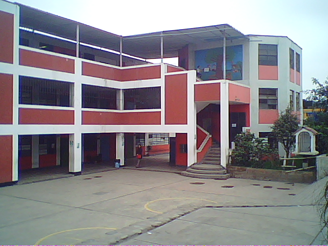 Comunicación: FOTOS I.E. 7079 RAMIRO PRIALE