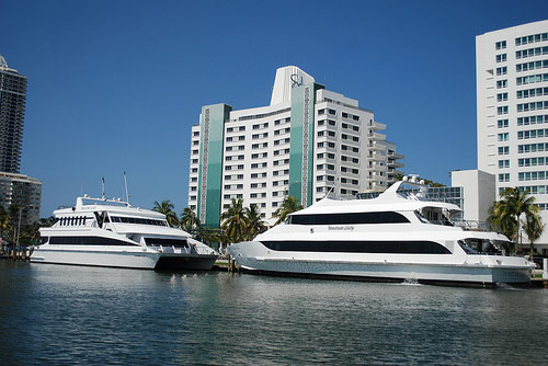 Miami Yacht Charter - Miami Yacht Charters for Luxury Yacht Vacations