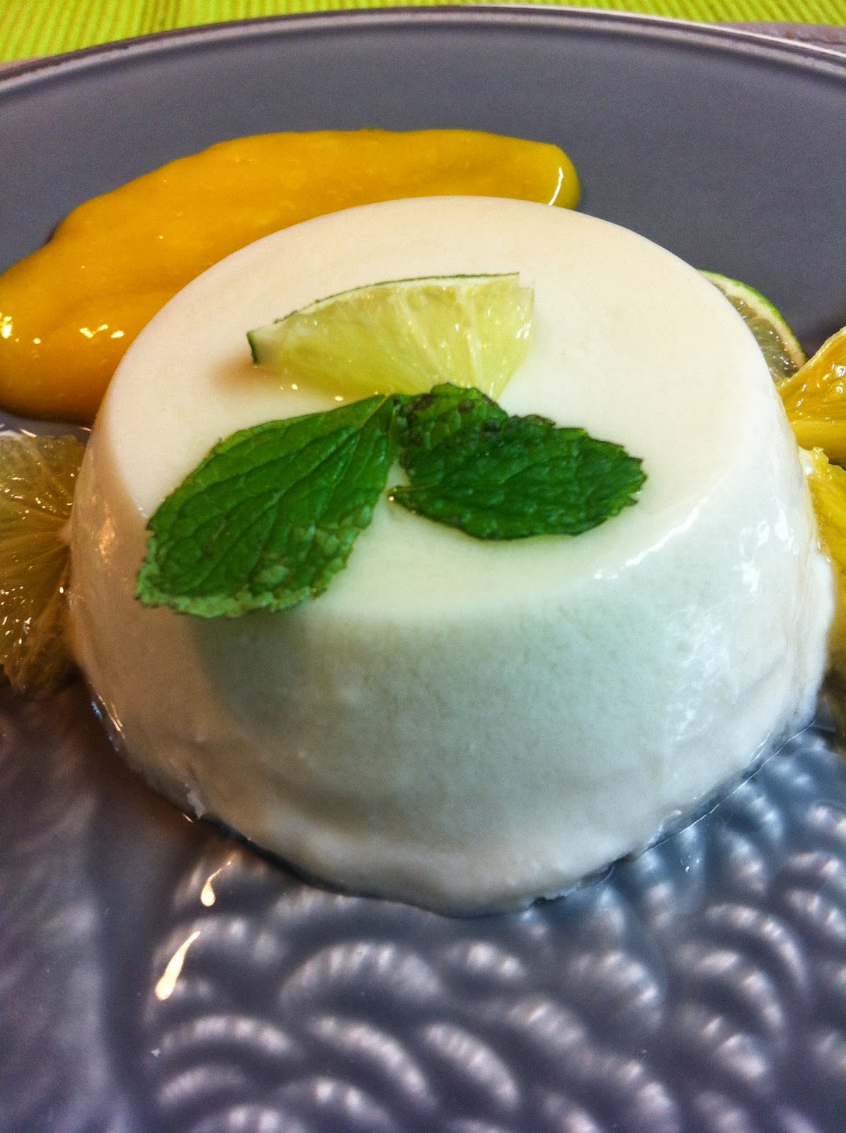 Las recetas de Martuka: Gelatina De Coco Con Crema De Mango