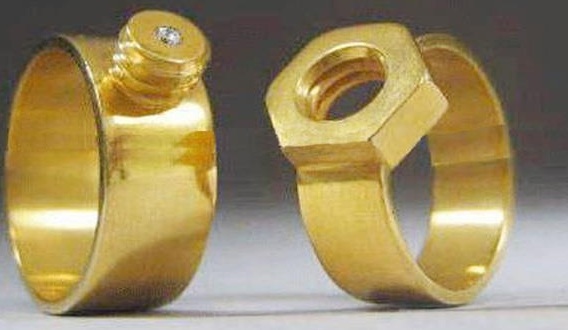 House of Fashion n Fun: Wedding Rings For Engineers