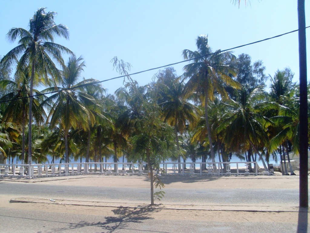 .: Praia de Wimbi em Pemba.