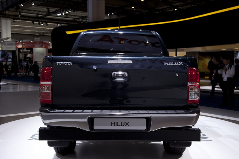2012 Toyota Hilux Review