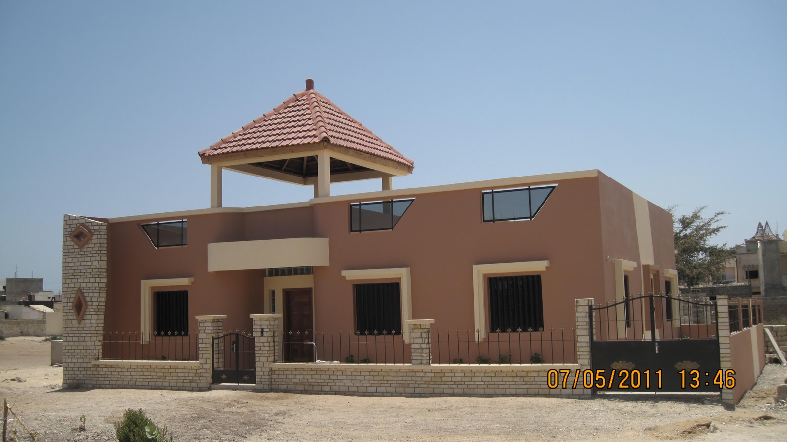 villa à vendre zac Mbao prix 35.000.000 f cfa pour 03 chambres salon