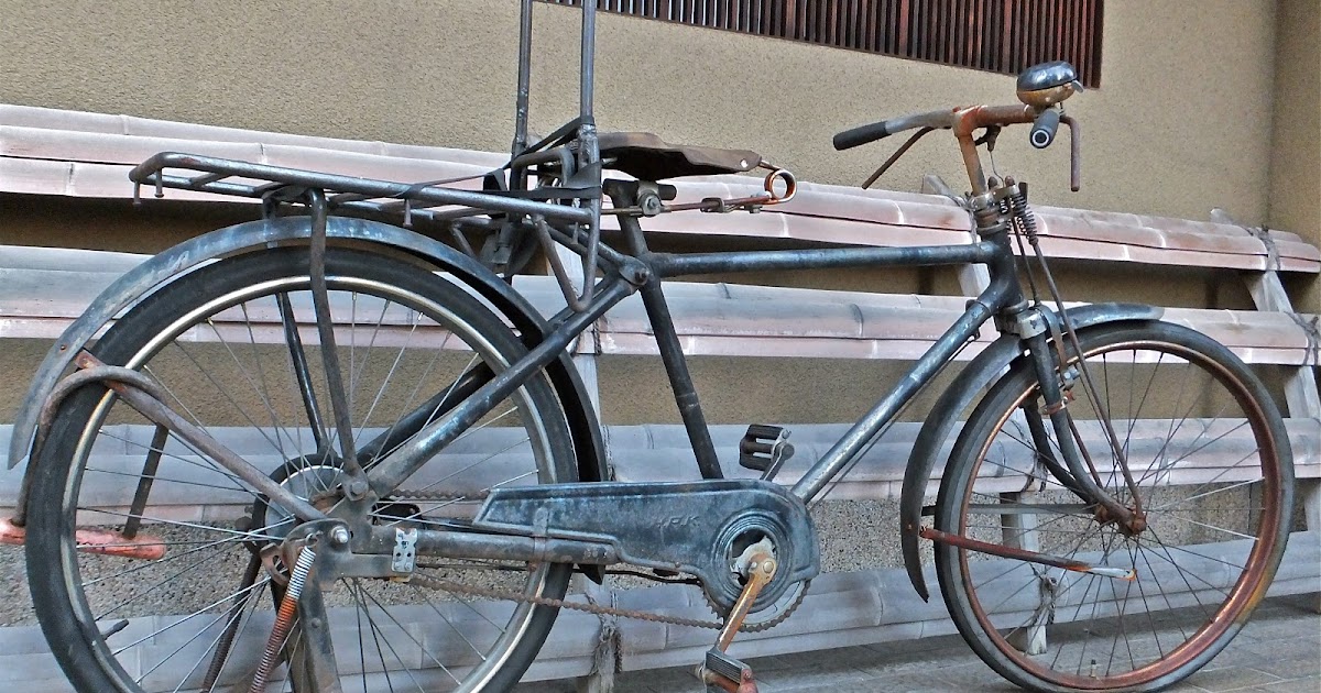 Kinki Cycle: Osaka Work Bike Becomes A Casualty