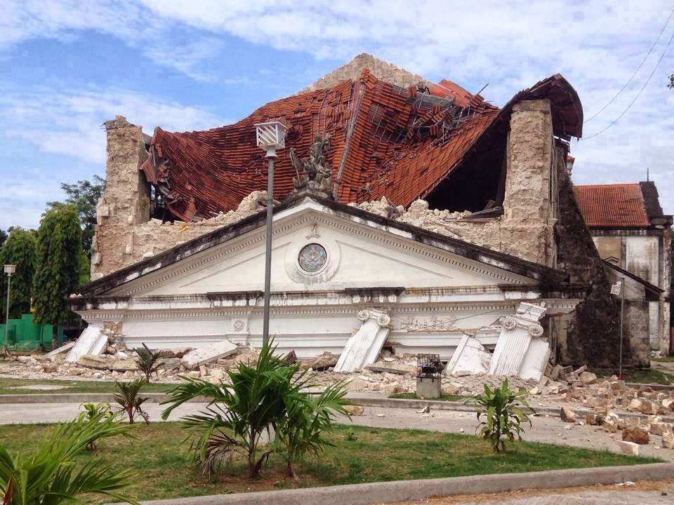 Popular Manila: Bohol Earthquake: Grandparents not Given Relief Goods ...
