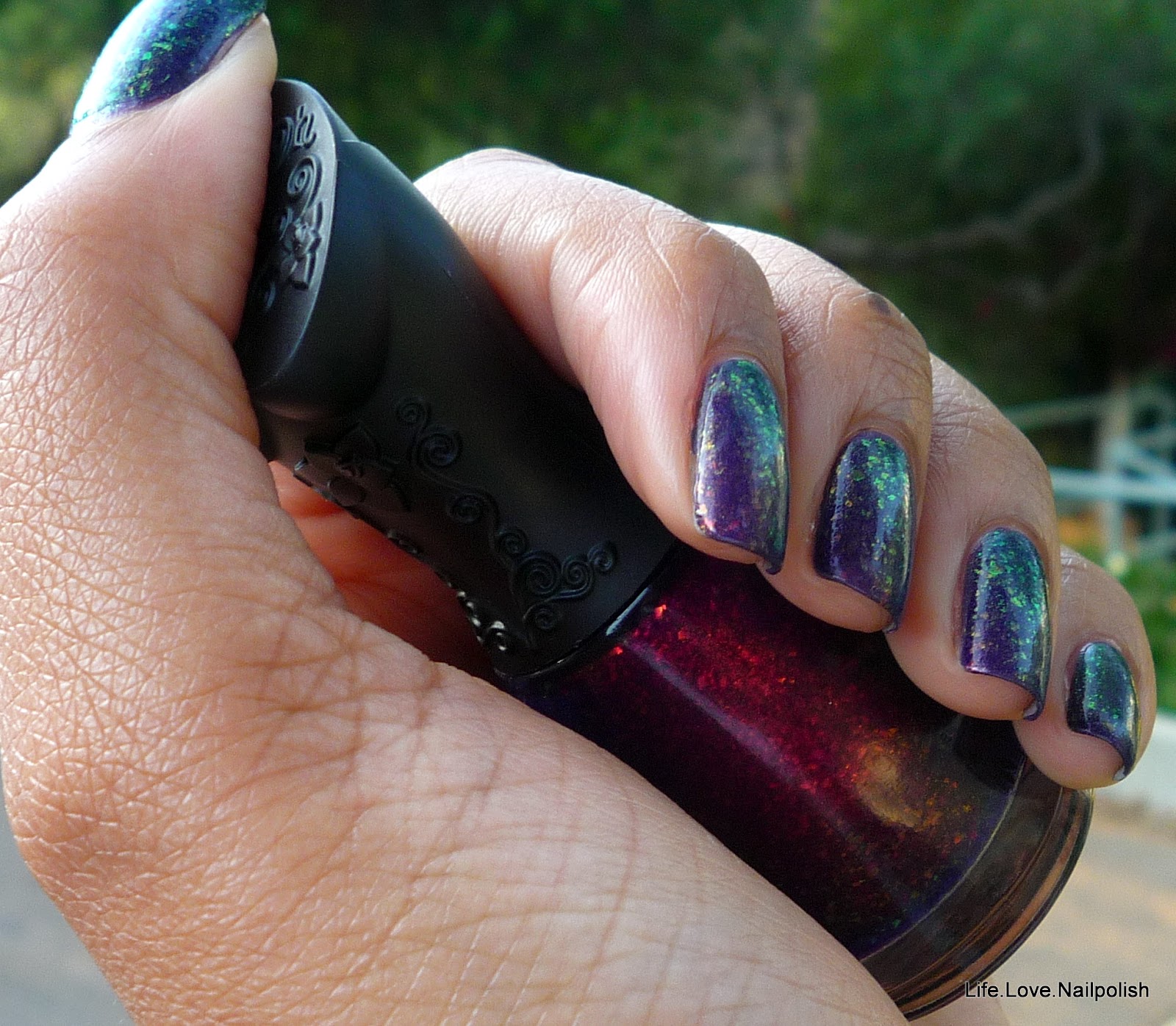 Life. Love. Nailpolish.: Nfu Oh 51 + Zoya Neeka