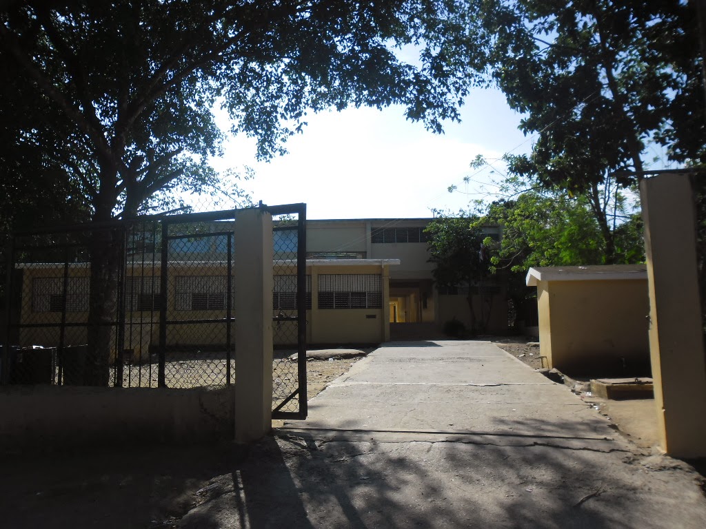 Escuela Fray Ramón Pané : Valorizando el legado de Juan Pablo Duarte