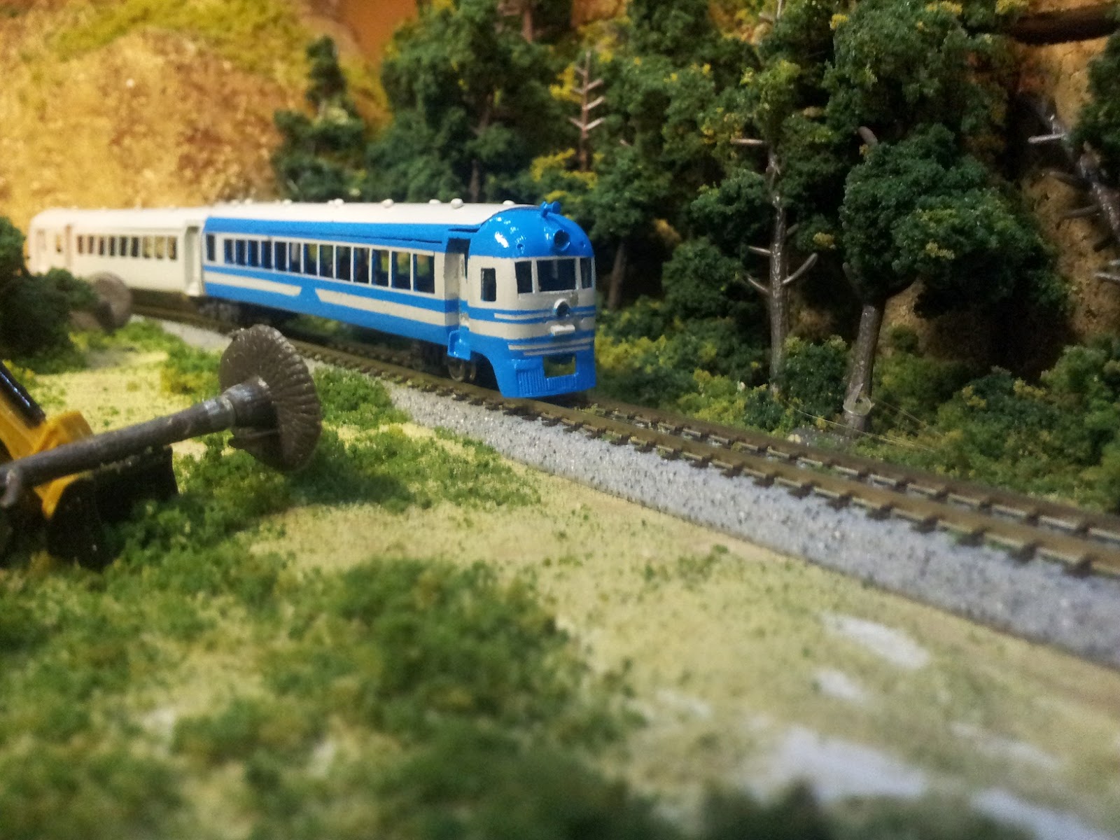 New Zealand Railway Models (Kiwi Trains): Painting a NZR RM class (88 ...