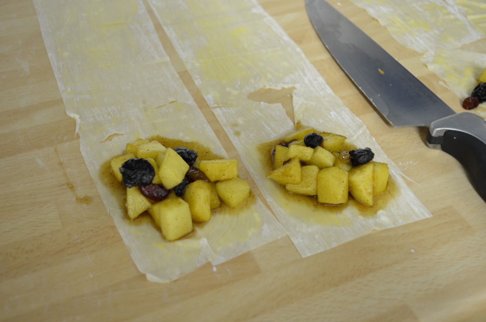 Apple Pie Samosas ~ Stuff and Spice
