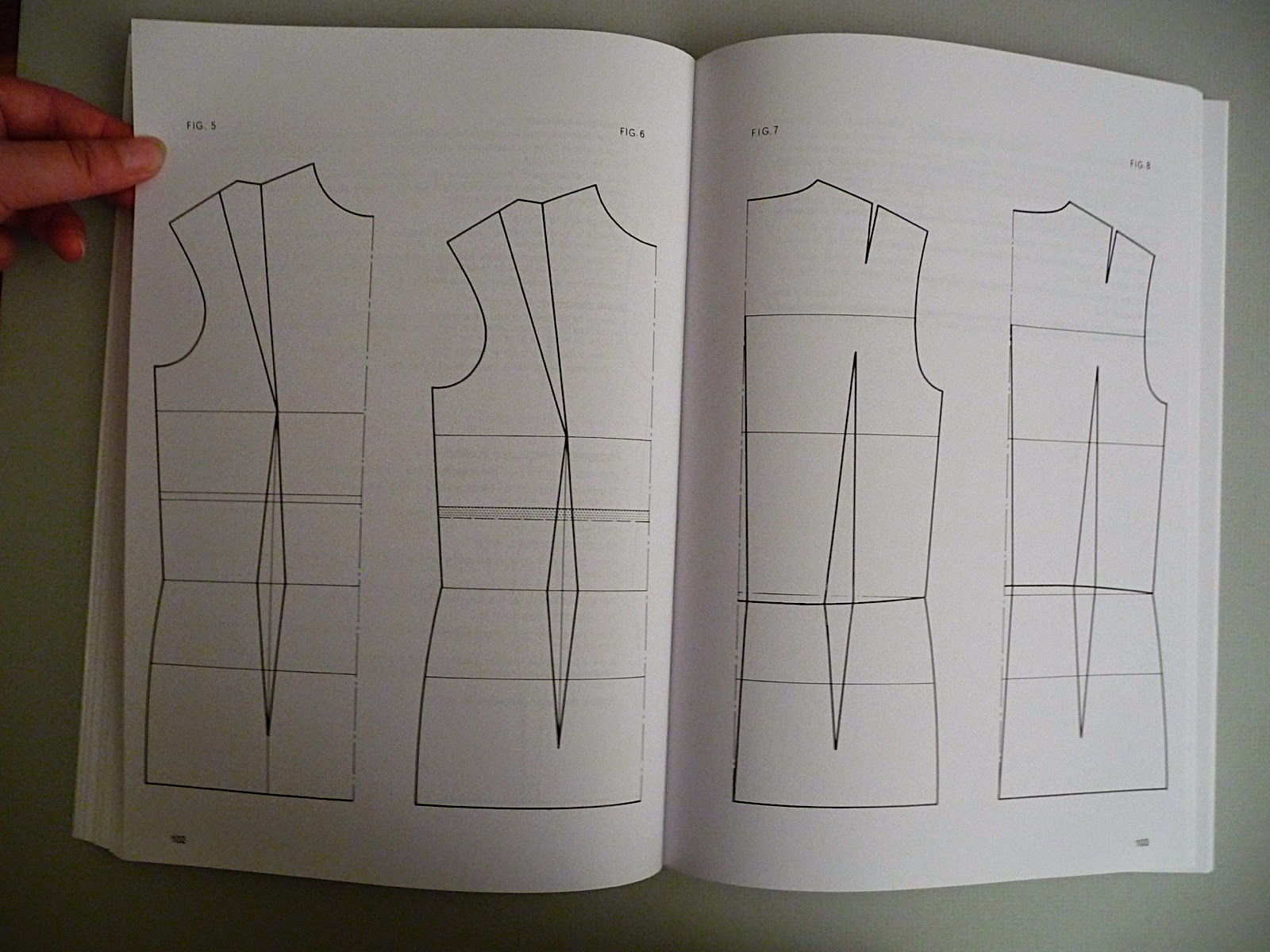 ESMOD Pattern Drafting Textbook - modelist kitapları