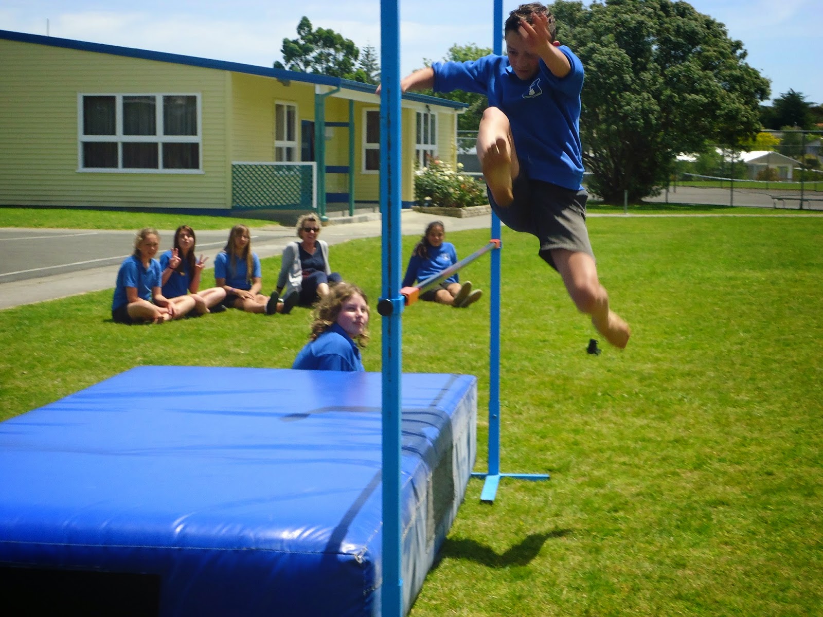 Room 5's Blog, Dargaville Intermediate School: Athletics Action