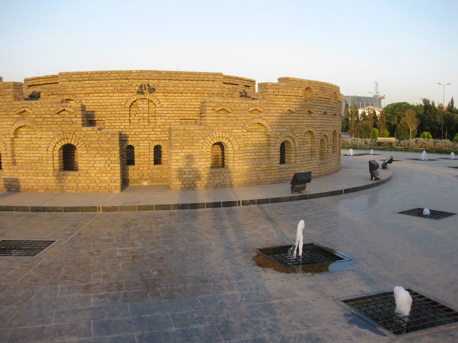 kurdistanart: Statue :Shanidar park in Erbil په‌یكه‌ره‌كانی پاركی شانه ...