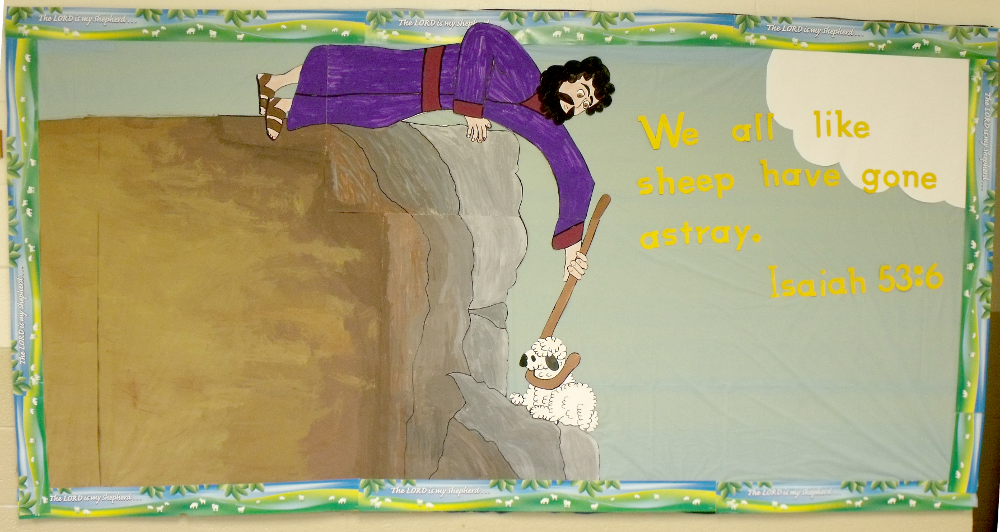 Free Bible School Materials: God's Sheep Decorations: Bulletin Boards