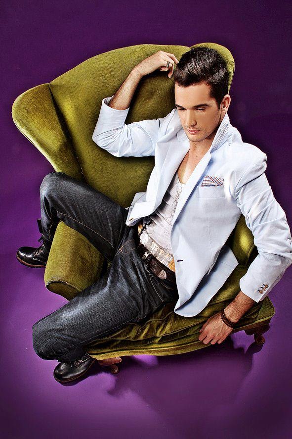 Susana Pérez TV: ALBERTO COLLADO ES FRANZ EN "ROCK OF AGES" EN LA "ERA ...