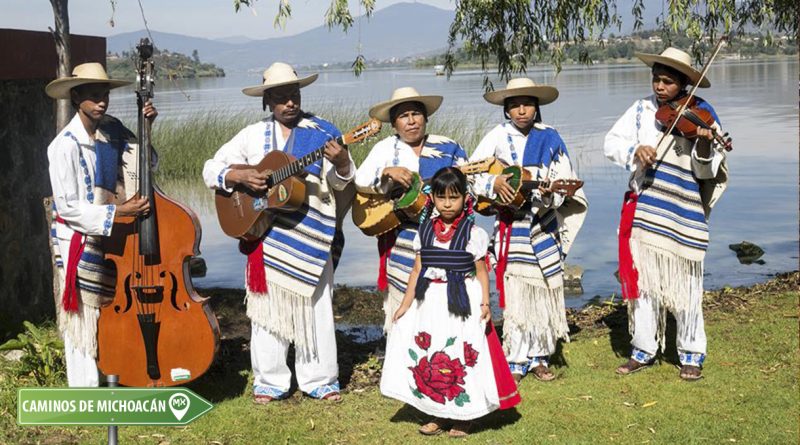 Patrimonio de la Humanidad: La pirekua y el Mariachi. México