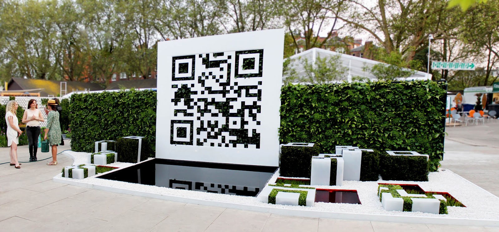 paradis express: QR Code Garden