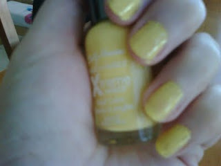 BellevueGrl: "Transformers Bumblebee" Nail Look