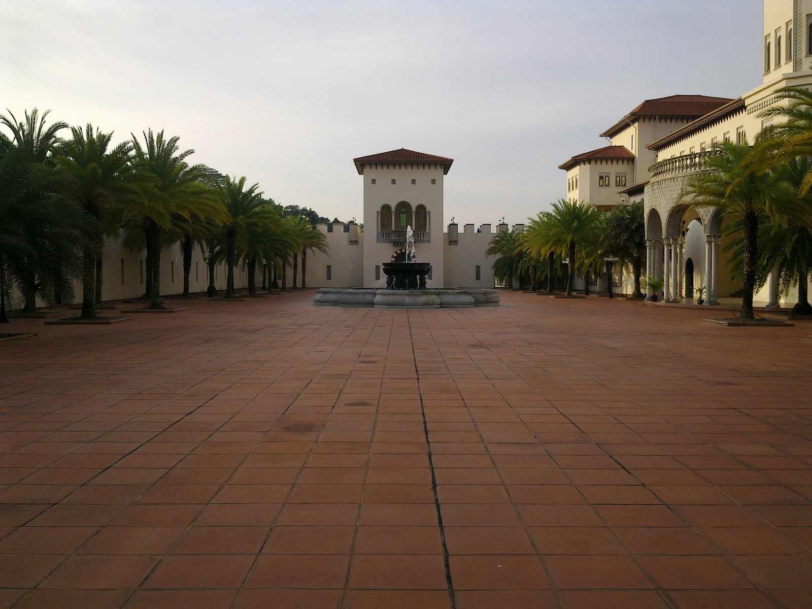 Sri Mersing's little steps and giant leaps on the web: ISTAC - Kuala ...